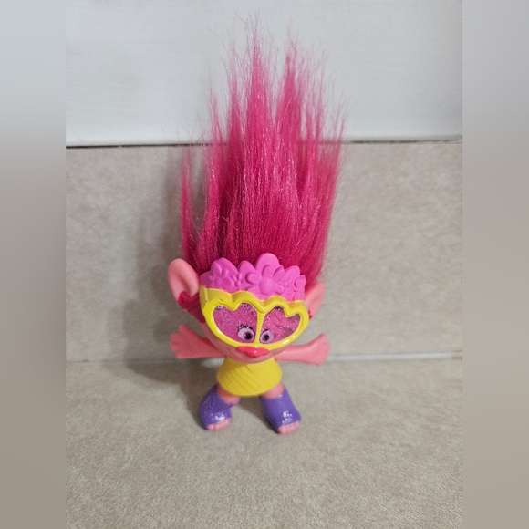 Toys | Used Dreamworks Pink Hair Trolls Movie World Tour 220 Mcdonalds ...